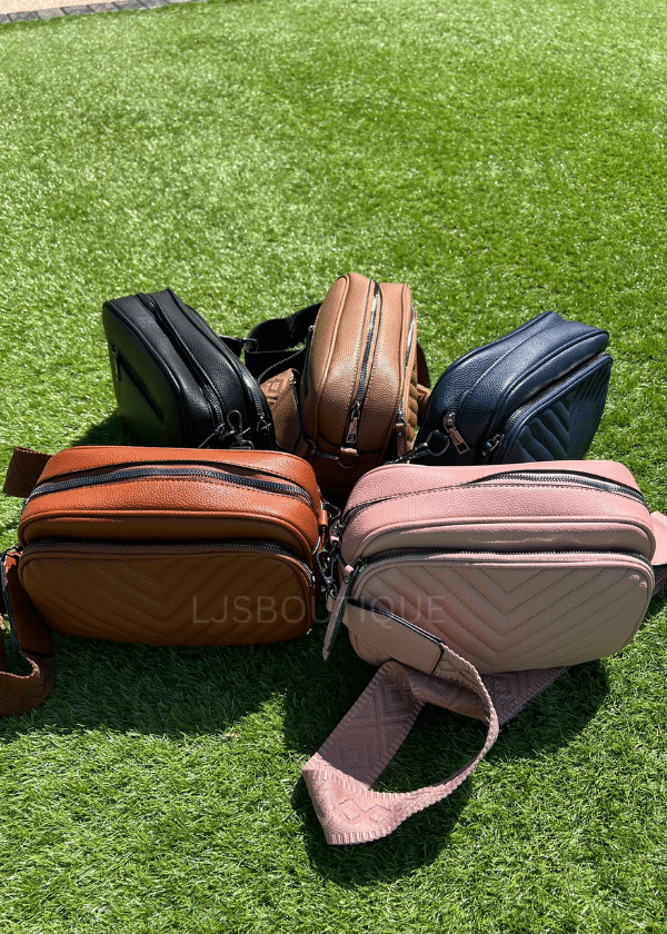 Erick the chunky hand bag No Returns On Sale Items