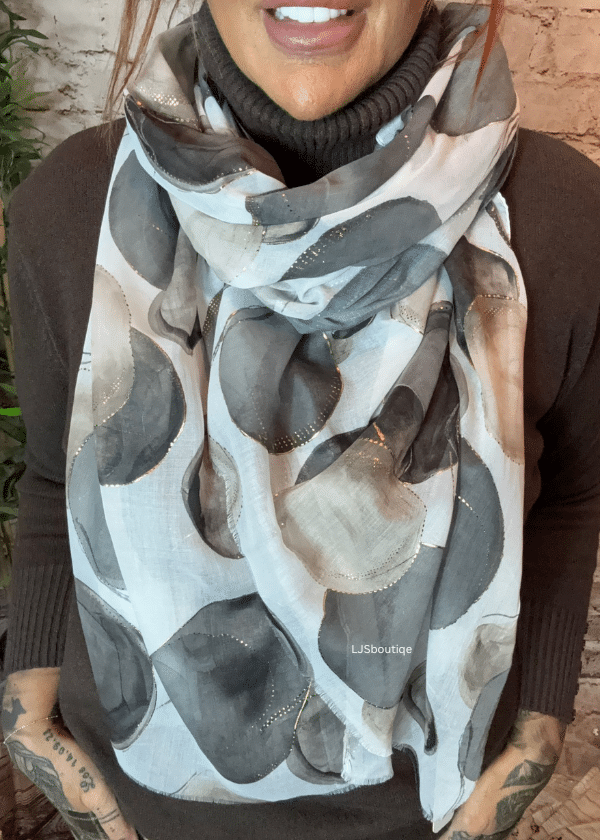 A88 Bubbles print scarf - LJ's Ladies Boutique